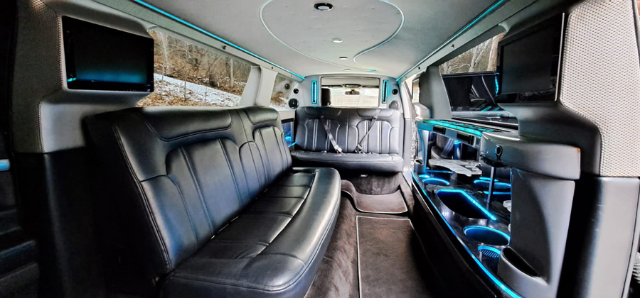 Luxury Limos, Inc. Fleet Gallery - Lincoln MKX, Lincoln Navigator, Ford ...