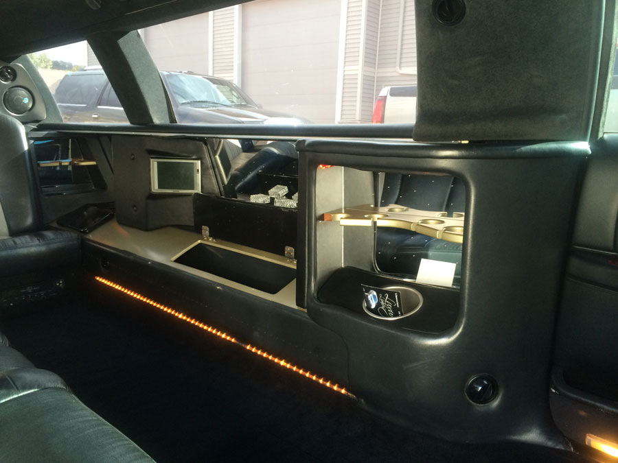 Luxury Limos, Inc. Fleet Gallery - Lincoln MKX, Lincoln Navigator, Ford ...
